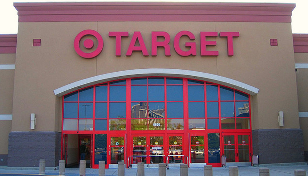 Manatee Grey: Target Apologizes for Plus-Sized Error - ObesityHelp.com ...